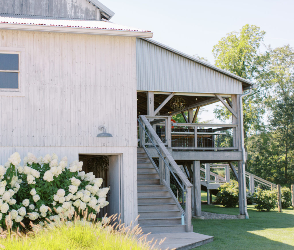 Amenities - Hidden Vineyard Wedding Barn